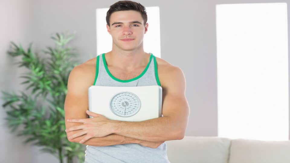 The Average Male Weight for Men in the US and the UK