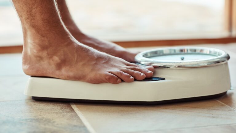 The Normal and Average Weight for a 6’4 Male